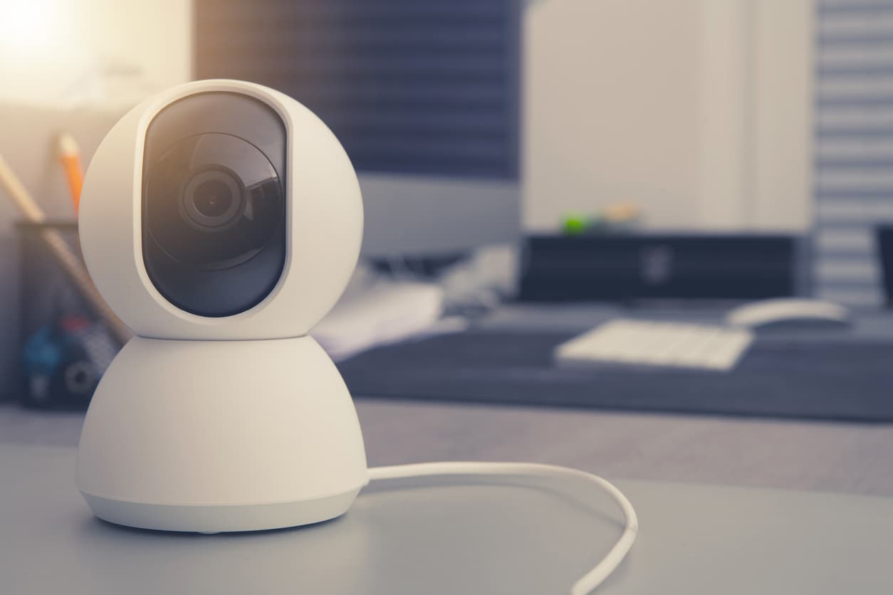 The Definitive Guide to Live Streaming with PTZ Cameras in 2025