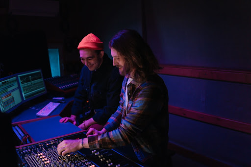 Ultimate Guide to Setting Up Your Live Streaming Studio